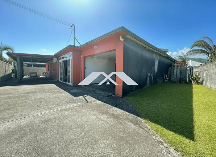 Maison à vendre - Saint-Joseph, Le Butor, Stade - 6 pièces - 4 chambres