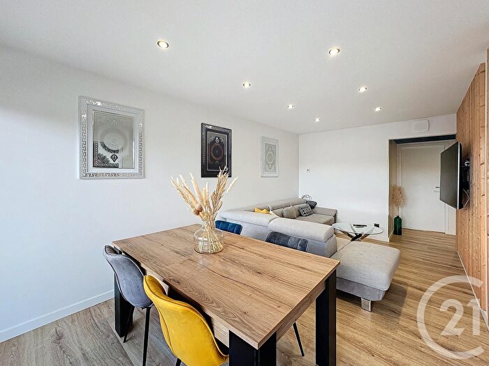 Appartement à vendre - Le Puy-en-Velay, Taulhac - 3 pièces - 2 chambres