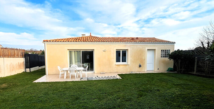 Maison à vendre - Saint-Augustin - 5 pièces - 3 chambres