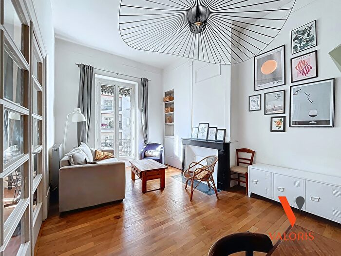 Appartement à louer - Grenoble - 2 pièces - 1 chambre