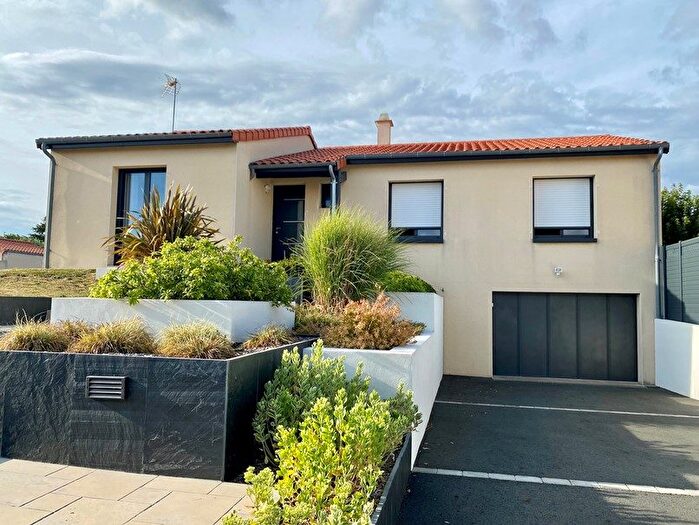 Maison à vendre - Maulévrier - 6 pièces - 3 chambres