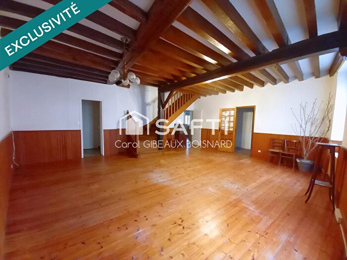 Maison à vendre - Marboué - 9 pièces - 6 chambres