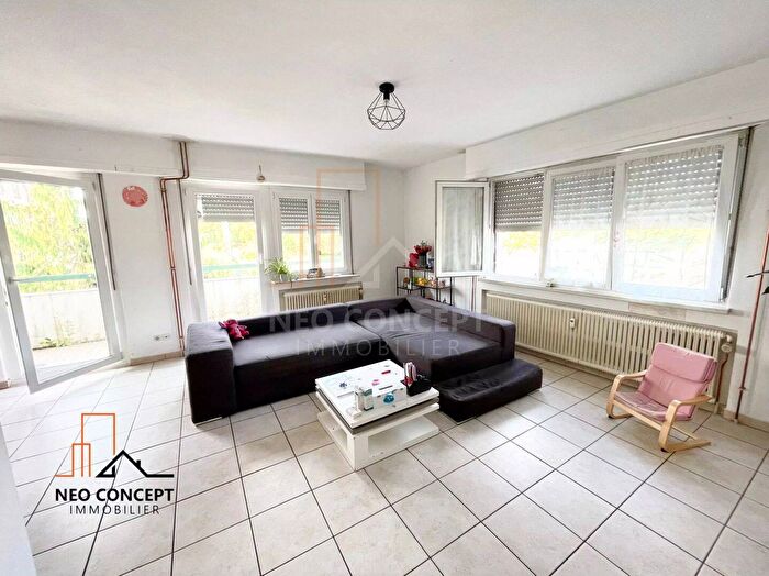 Clausenhof-Les Pins-Musau, Haguenau : Appartement 5 pièces à louer