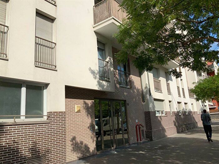 Appartement à louer - Saint-Denis - 4 pièces - 3 chambres