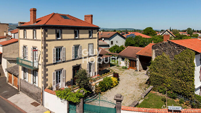 Maison à vendre - Aulnat - 9 pièces - 6 chambres