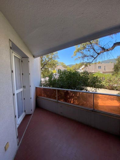 Appartement 2 pièces à louer à Cavalaire-sur-Mer