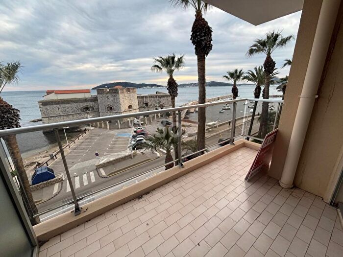 Appartement à louer - Toulon, Le Mourillon, La Mitre, Fort Lamalgue - 3 pièces - 2 chambres