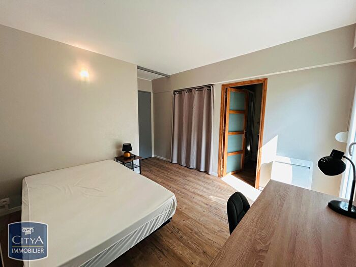 Appartement à louer - Angers, Roseraie - 1 pièce - 1 chambre