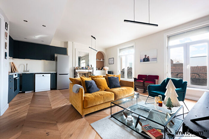 Appartement à vendre - La Madeleine - 3 pièces - 2 chambres