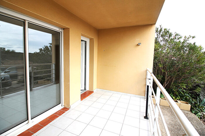 Appartement à vendre - Nîmes, Vacquerolles, Golf - 3 pièces - 2 chambres