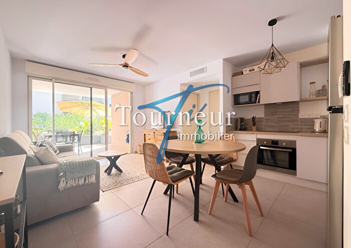 Appartement 2 pièces à vendre à Sanary-sur-Mer, Centre-ville, Port