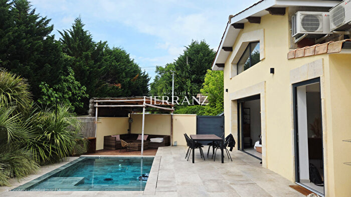 Maison à vendre - Saint-Loubès - 4 pièces - 3 chambres