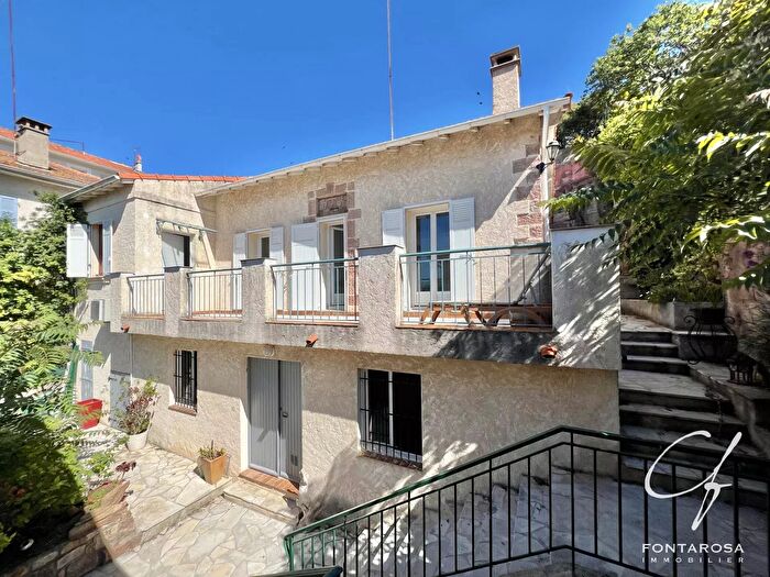 Maison à vendre - Saint-Raphaël, Plateau Notre-Dame - 6 pièces - 3 chambres