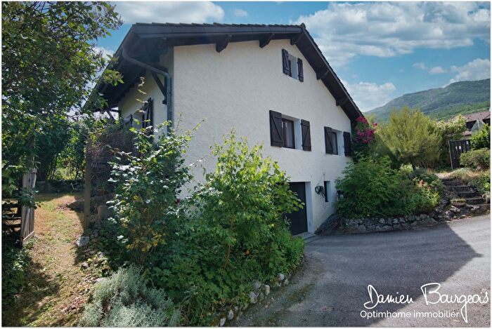 Maison 5 pièces à Thoiry, à vendre