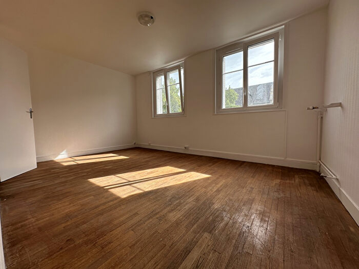 Dreux, Centre-ville : Appartement 2 pièces à louer