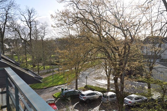 Appartement à vendre - La Chapelle-sur-Erdre, Perrières, Coutancière - 6 pièces - 4 chambres