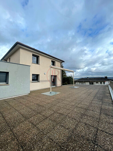 Maison à vendre - Montfaucon - 5 pièces - 4 chambres