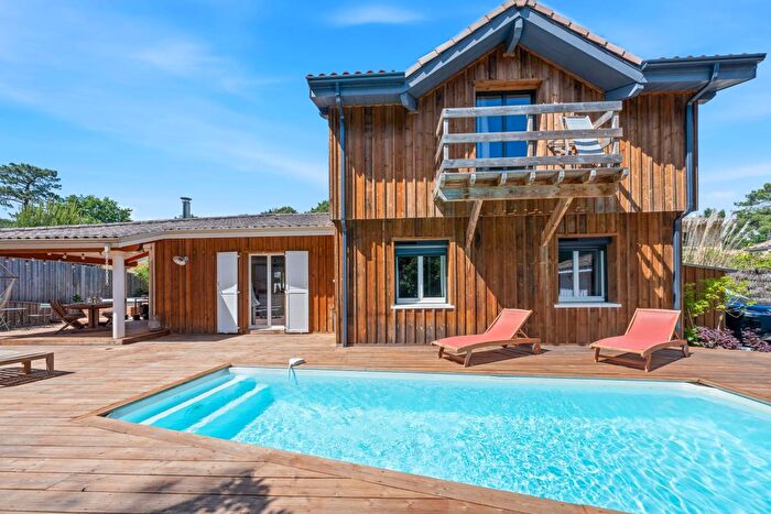 Maison 7 pièces à La Teste-de-Buch, Centre-ville, à vendre