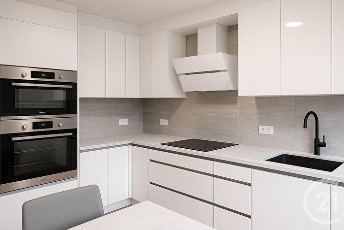 Maison à vendre - Canet-en-Roussillon, Les Hauts de Canet, Vert Vallon - 5 pièces - 4 chambres