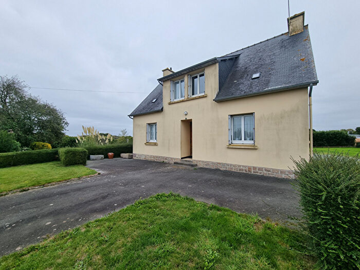 Maison à vendre - Pédernec - 7 pièces - 4 chambres