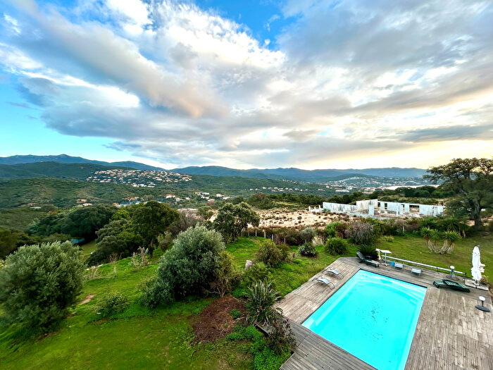 Maison à vendre - Grosseto-Prugna - 4 pièces - 3 chambres