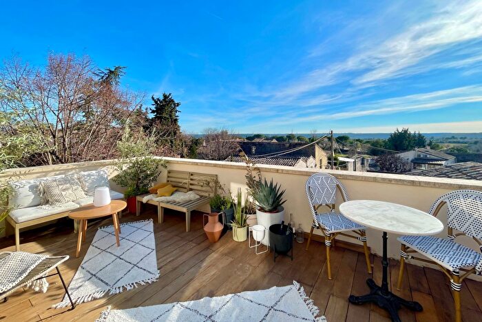 Maisons à vendre et appartements à louer - 1