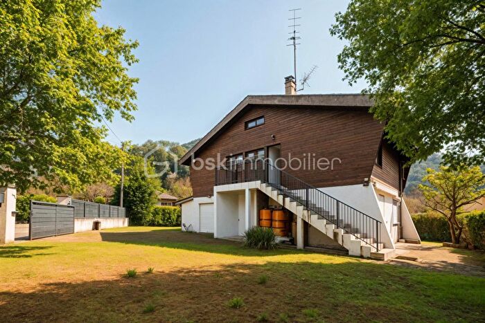 Maison à vendre - Vif - 4 pièces - 3 chambres