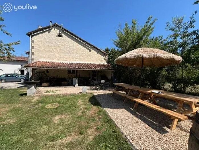 Saint-Estèphe - Maison 8 pièces à vendre