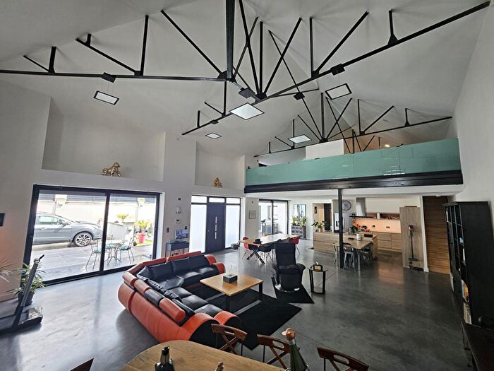 Maison 5 pièces à vendre à Montceau-les-Mines, Bellevue