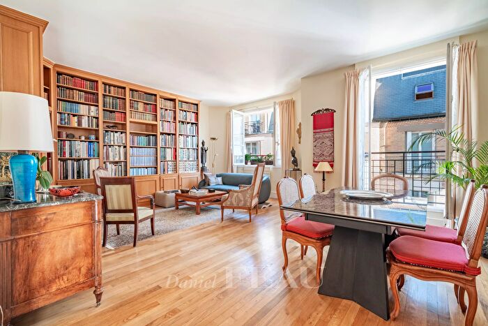 Appartement à vendre - Paris e , Montparnasse, Raspail - 5 pièces - 3 chambres