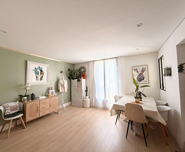 Appartement 4 pièces à Aix-en-Provence, Val Saint-André, à vendre