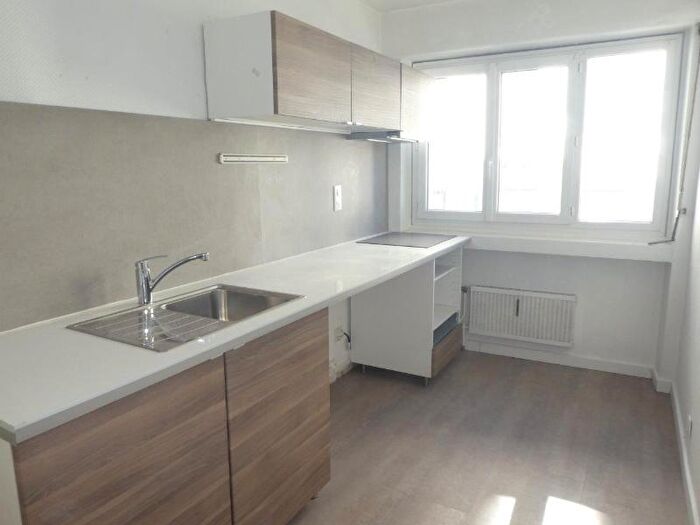 Appartement 2 pièces à Lyon 7ème, Jean Macé, à louer