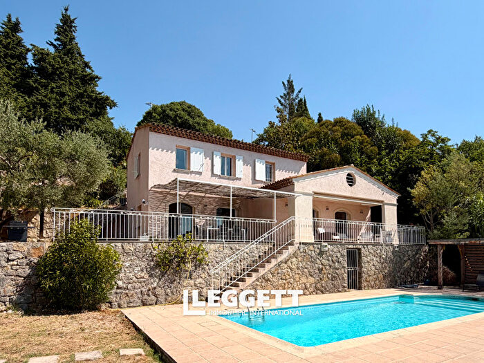 Maison 5 pièces à Montauroux, à vendre