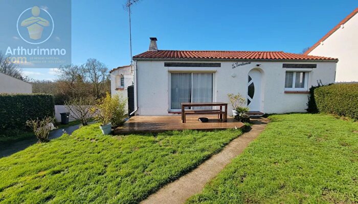 Maison à vendre - Saint-Étienne-de-Mer-Morte - 4 pièces - 2 chambres