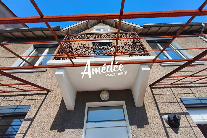 Maison à vendre - Saint-Céré - 5 pièces - 3 chambres