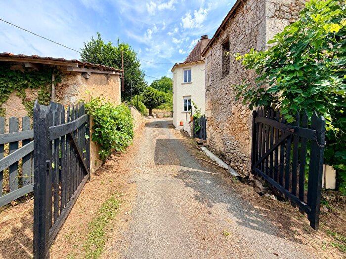 Montagnac-la-Crempse : Maison 4 pièces à louer