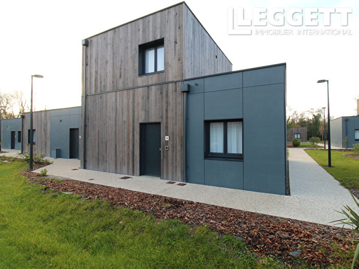 Maisons à vendre et appartements à louer - 1