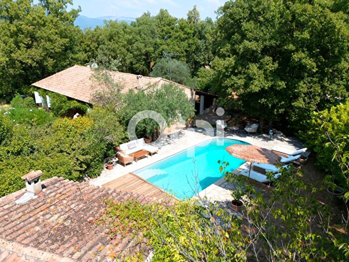 Maison 5 pièces à Saint-Paul-en-Forêt, à vendre