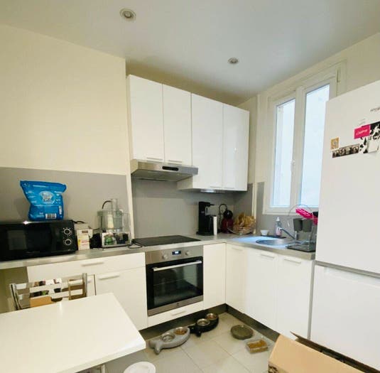 La Fourche-Guy Môquet, Paris 17ème arrondissement : Appartement 2 pièces à louer