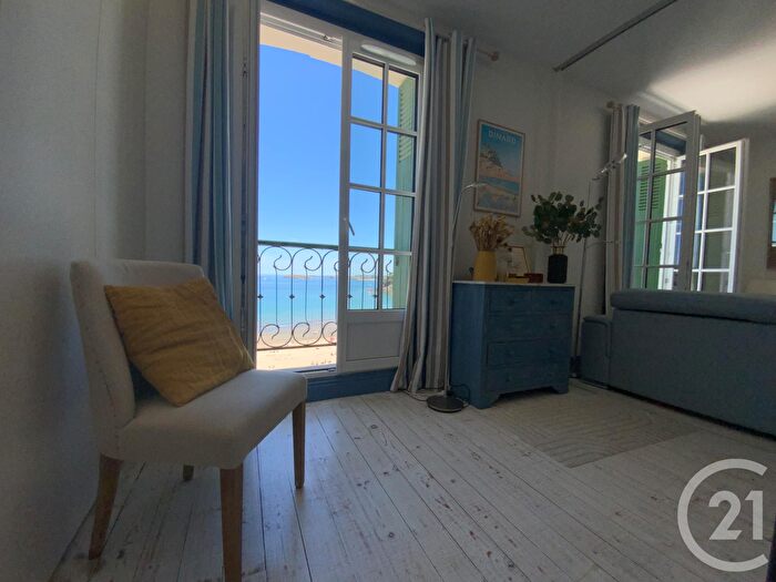 Appartement 2 pièces à vendre à Dinard, Centre-ville, Plage de l'Ecluse, Pointe du Moulinet