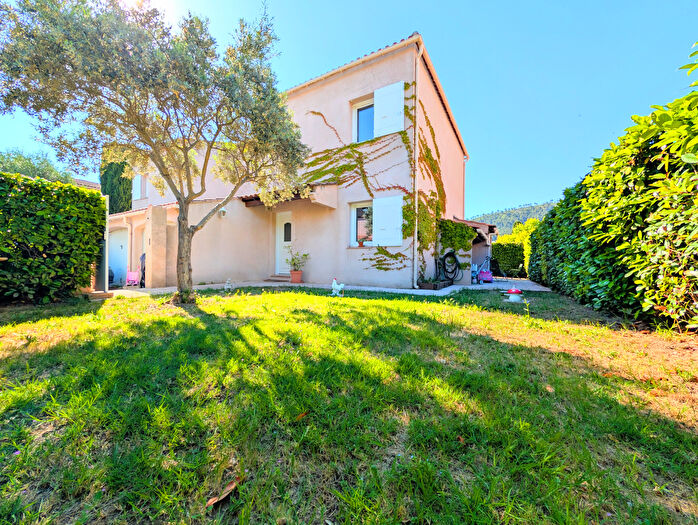 Aubagne, Longuillar, Perussone, Charrel : Maison 5 pièces à vendre