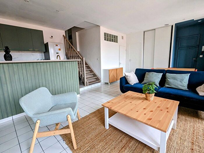 Appartement à louer - Jacquard, Saint-Étienne - 5 pièces - 4 chambres