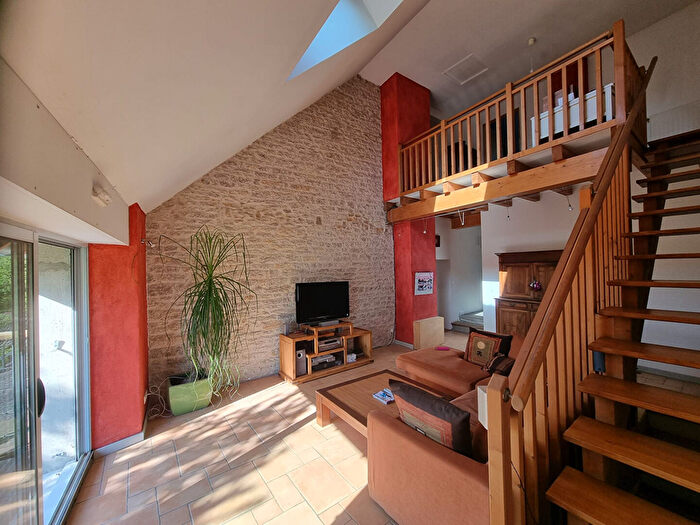 Maison 4 pièces à vendre - Cesancey
