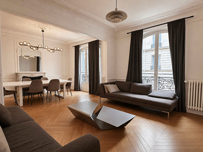 Paris 17ème, Courcelles, Wagram : Appartement 4 pièces à vendre