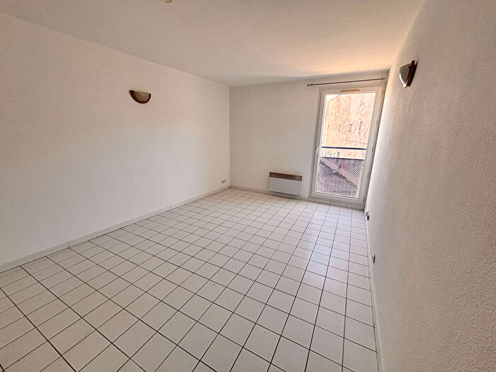 Appartement 1 pièce à Nîmes, Jean Jaurès, à louer