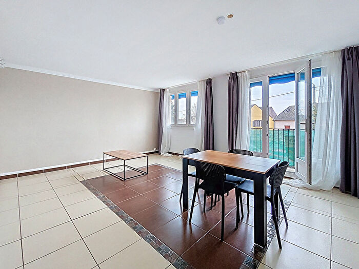 Appartement à louer - Dreux, Sainte-Eve - 3 pièces - 2 chambres