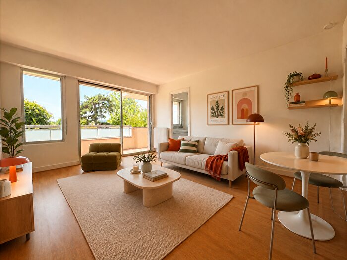 Saint-Germain-en-Laye, Bergette, Debussy : Appartement 1 pièce à vendre