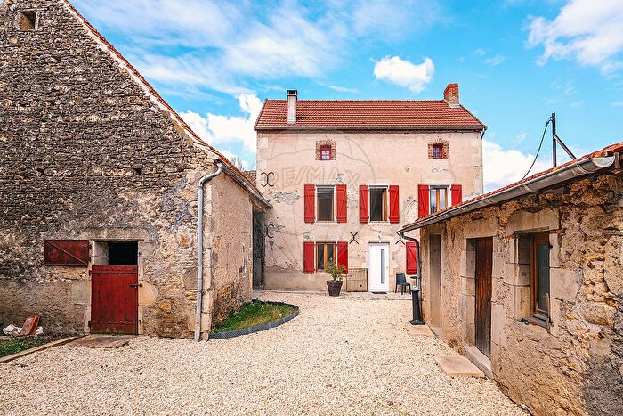 Maison 6 pièces à vendre - Charmes