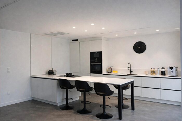 Appartement à vendre - Roubaix, Sainte-Elisabeth - 10 pièces - 4 chambres