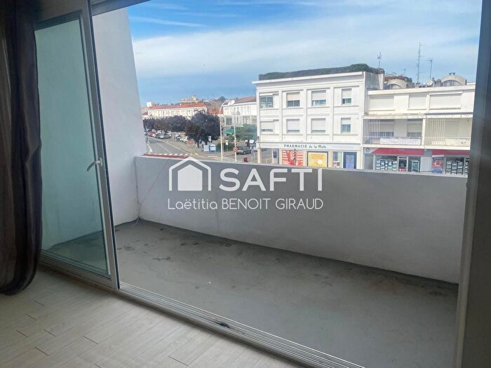 Appartement à vendre - Royan, Centre-ville - 3 pièces - 2 chambres